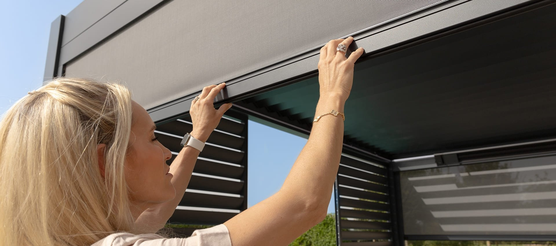 Eden Pergola Textilene Privacy Blind (3m-4m)
